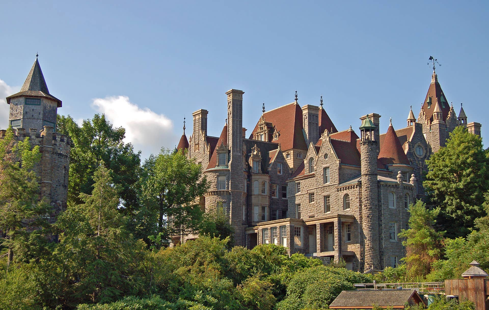 Most people don't know about this insanely cool Pennsylvania castle ...