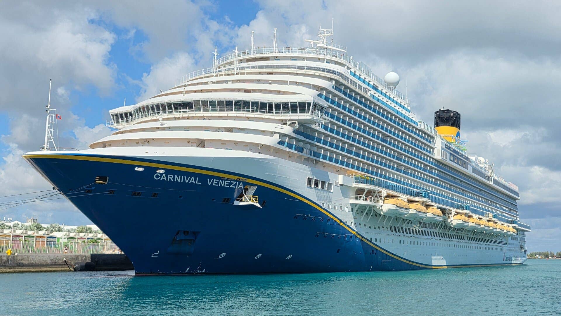 Carnival Cruise Line sets record straight on taking food to cabins ...