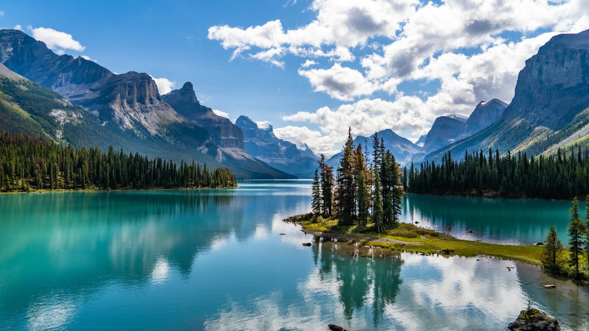 How many national parks are in Canada? - TravelHost