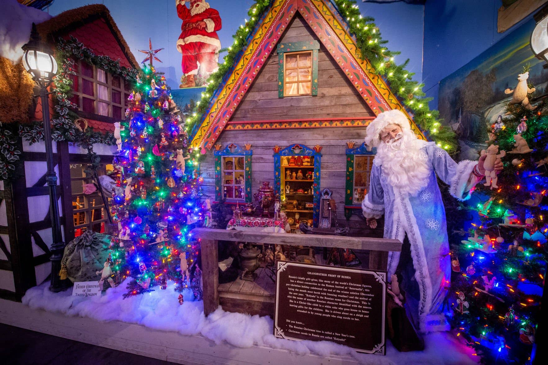 How to visit the National Christmas Center in PA - TravelHost