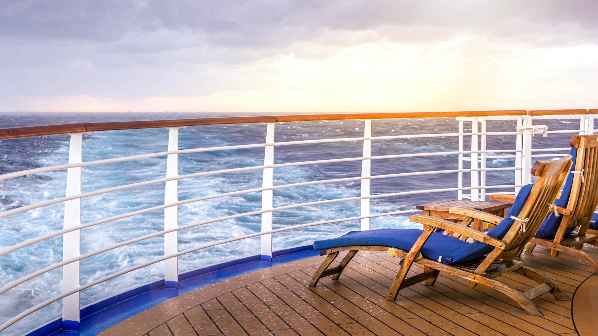 How to prepare for cruise motion sickness and rough seas - TravelHost