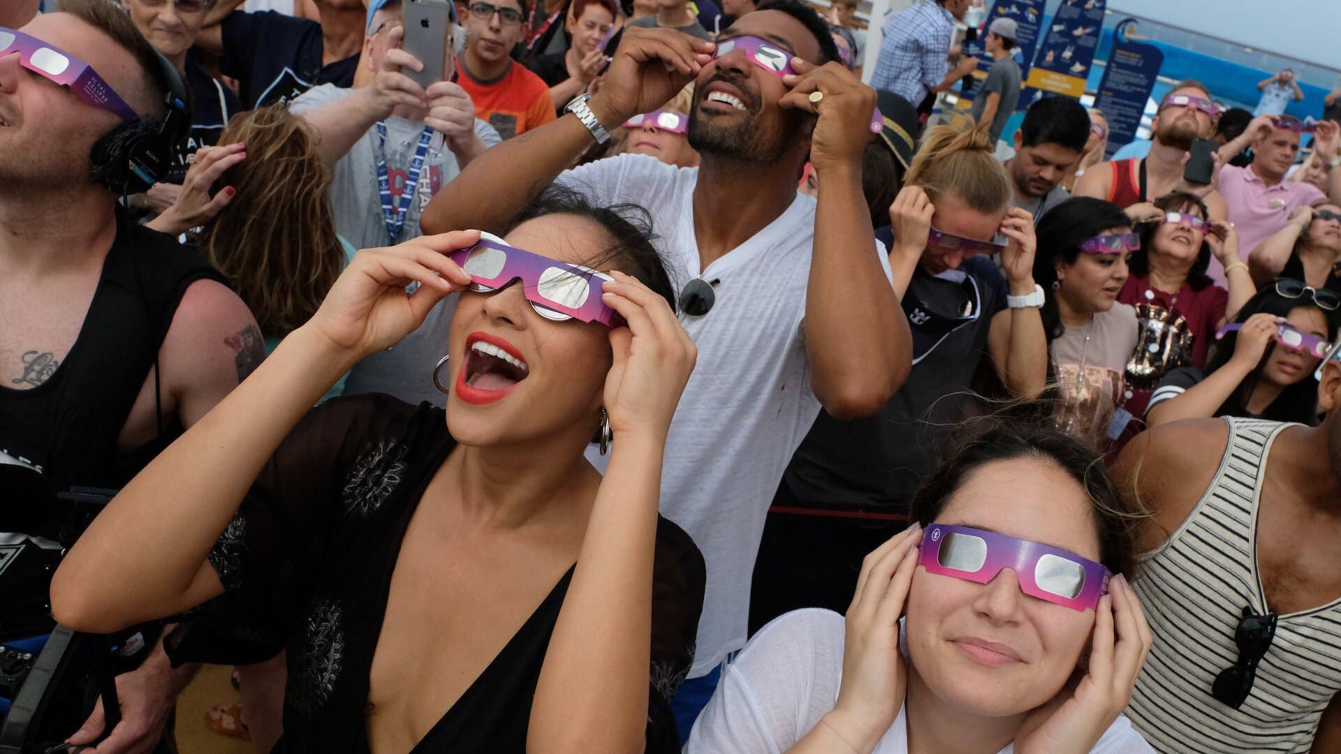 Royal Caribbean responds to complaints with eclipse cruise tweak ...
