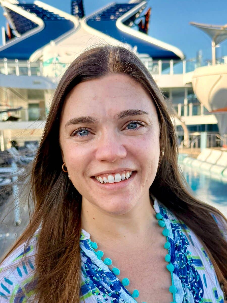 Norwegian Cruise Line updates onboard birthday party package - TravelHost