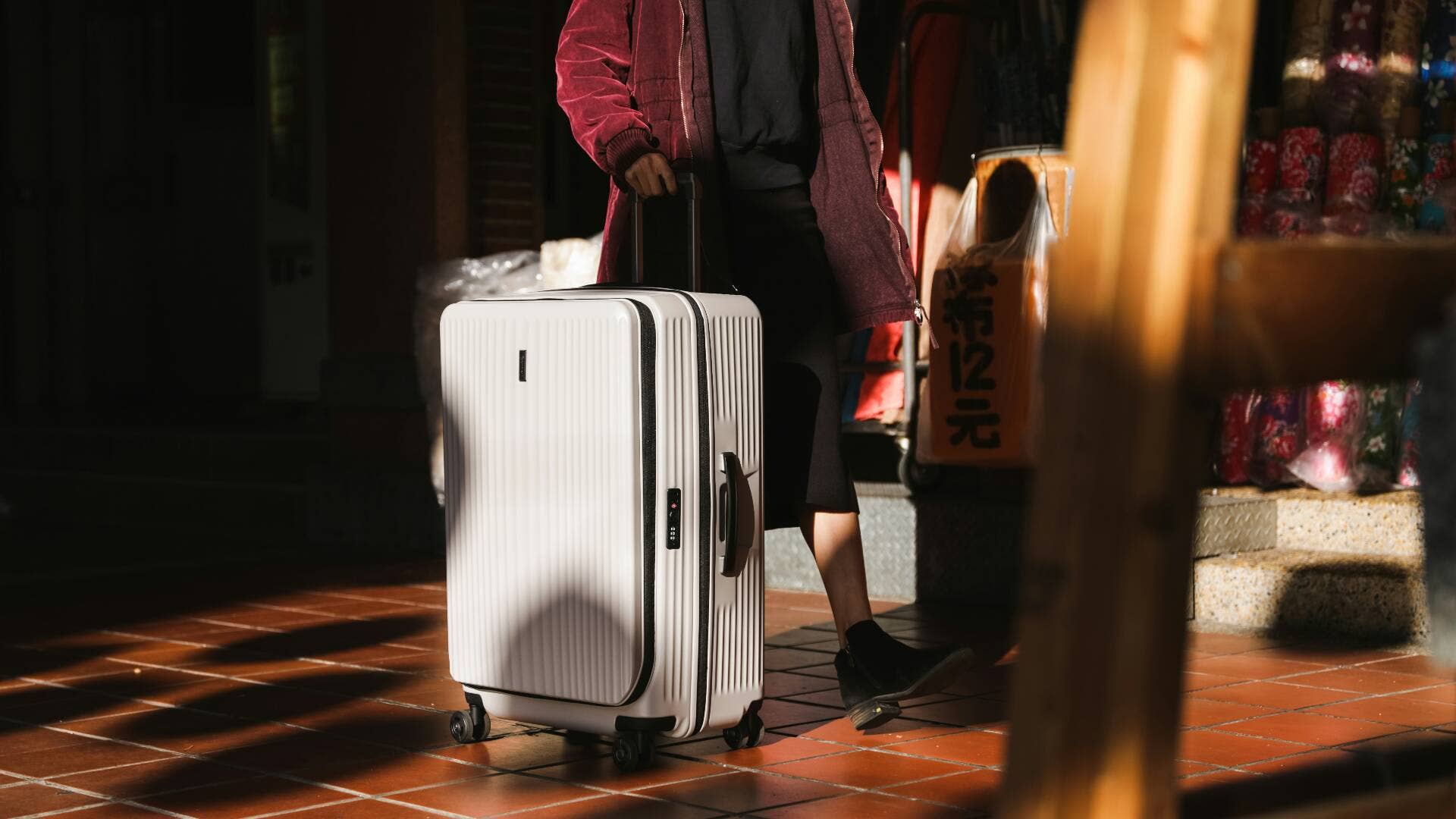 Lost luggage compensation rules 2026 - TravelHost