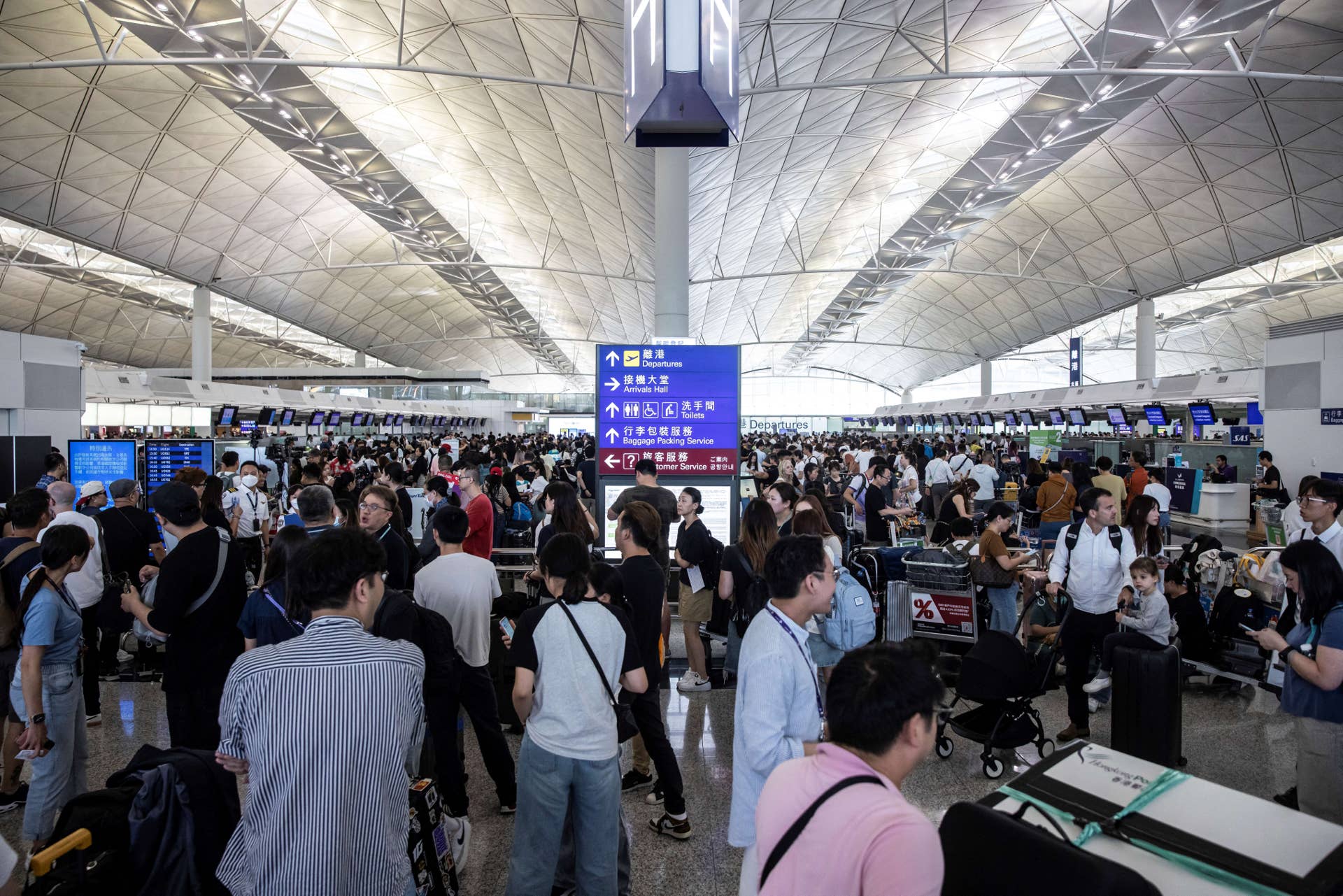 When is the best time to buy international flight tickets? - TravelHost