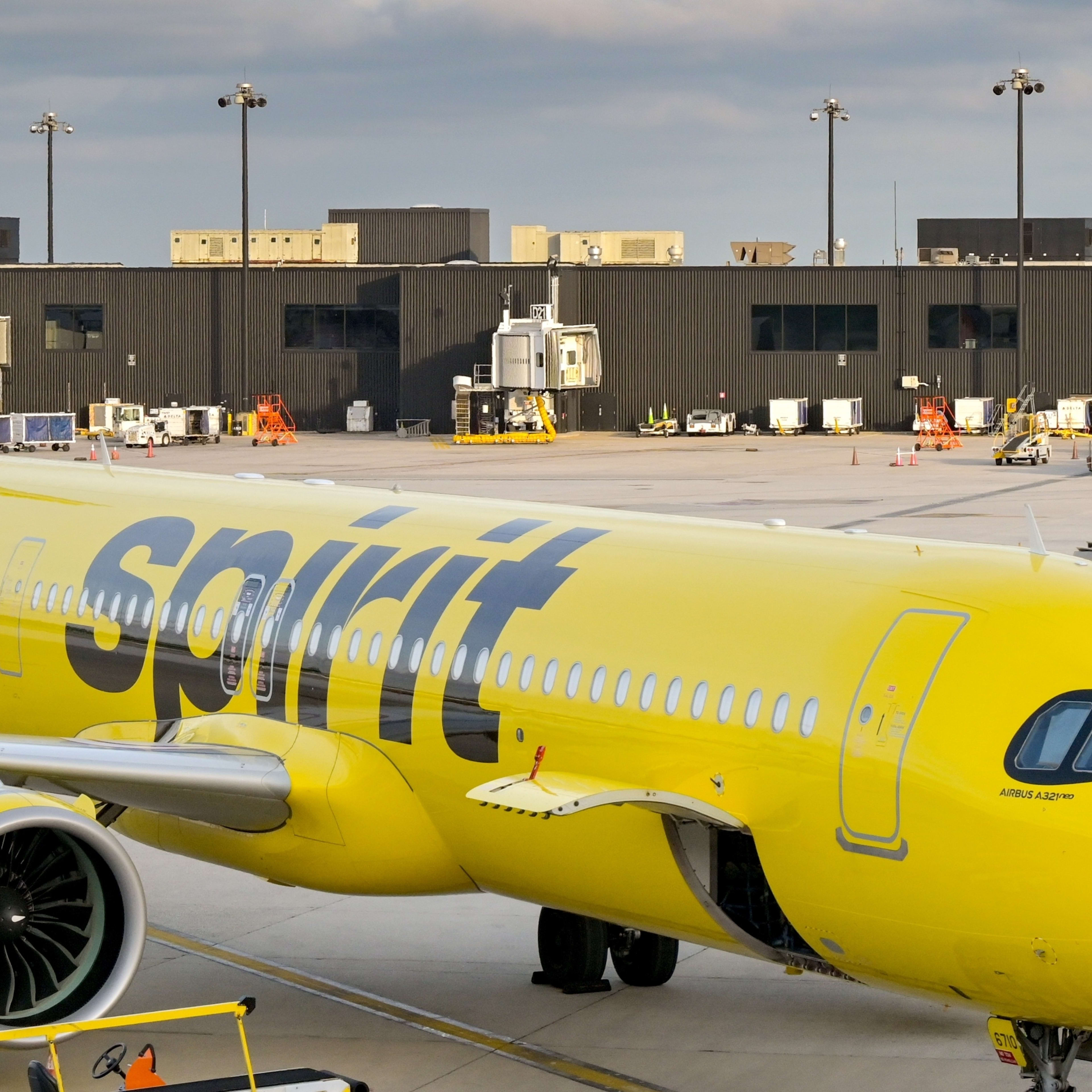 Spirit Airlines wins financial lifeline in bankruptcy court - TravelHost