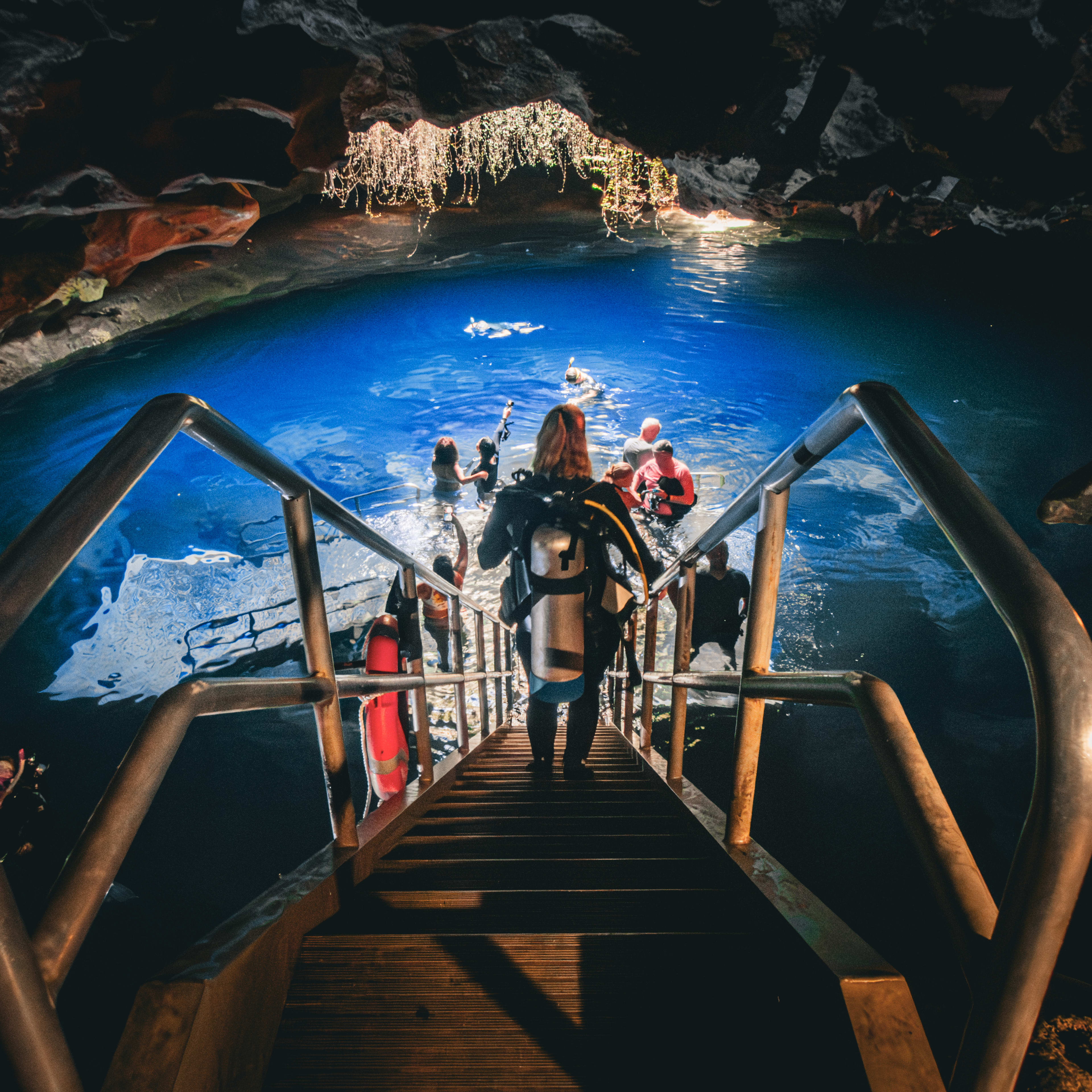 Devil’s Den Florida: Inside the prehistoric underground spring - TravelHost