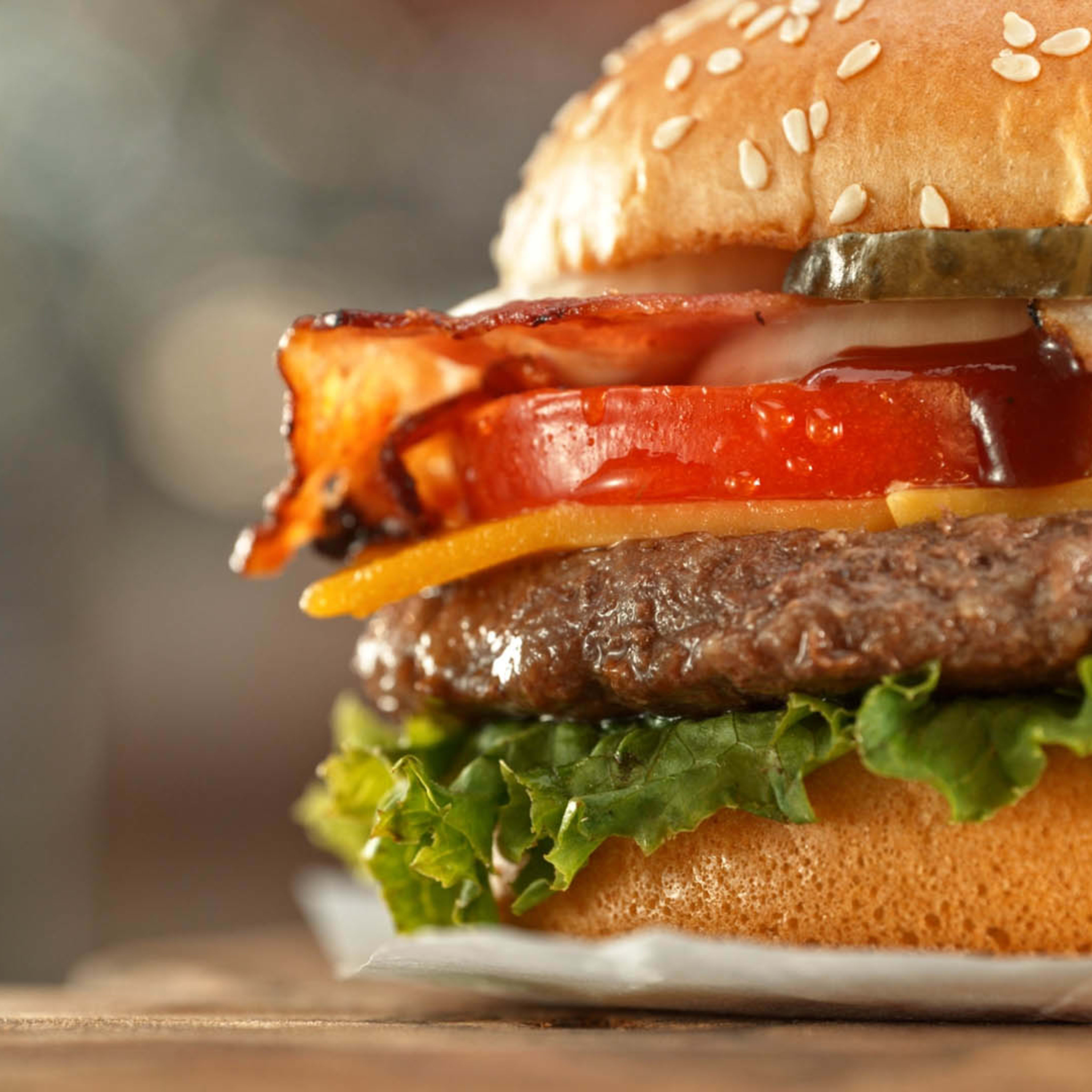 Best Cruise Ship Cheeseburgers: Free & Paid Options Ranked | Cruise ...