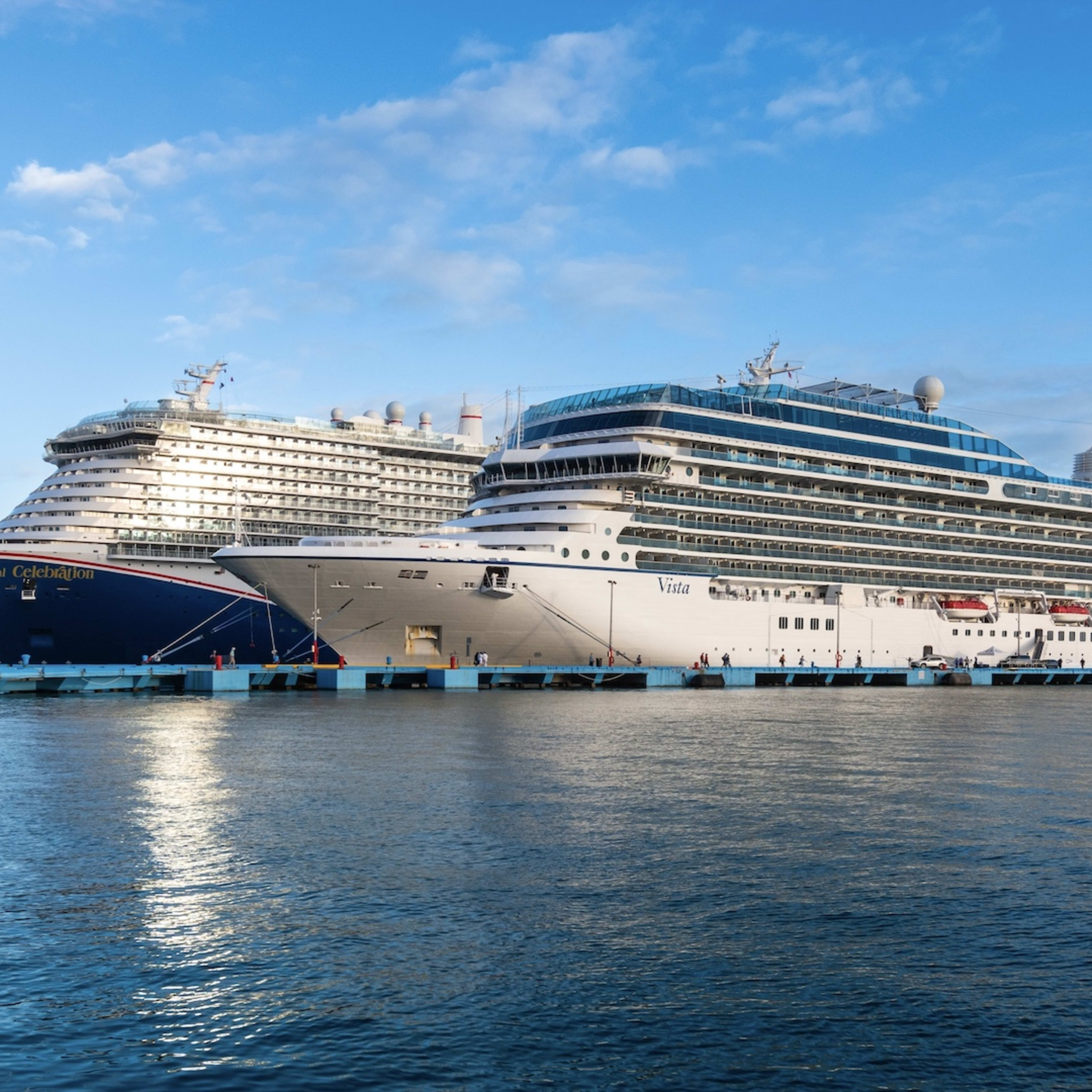 Royal Caribbean makes a huge casino and loyalty program change - TravelHost