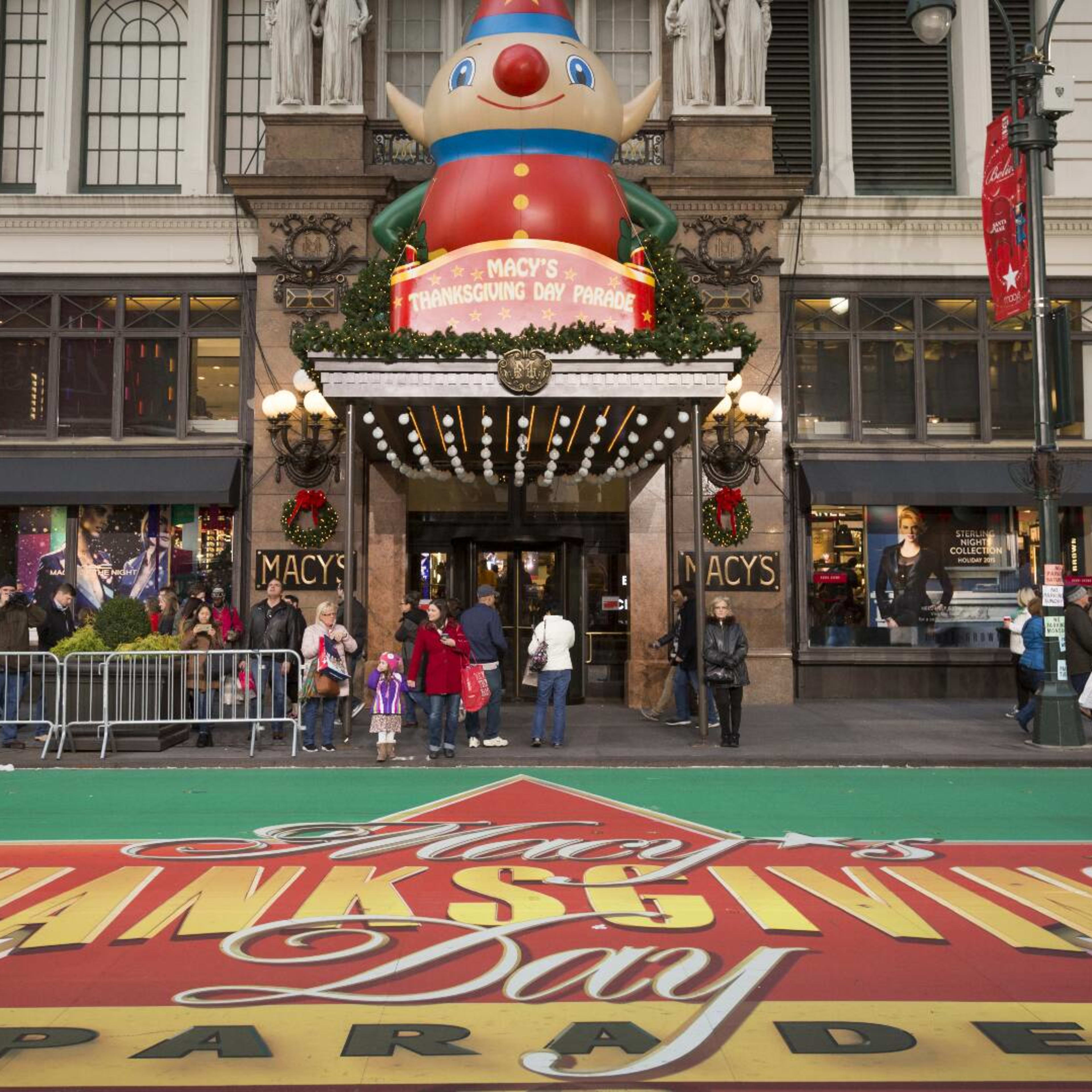 Macy's Thanksgiving Day Parade 2025: Star-Studded Performers - TravelHost