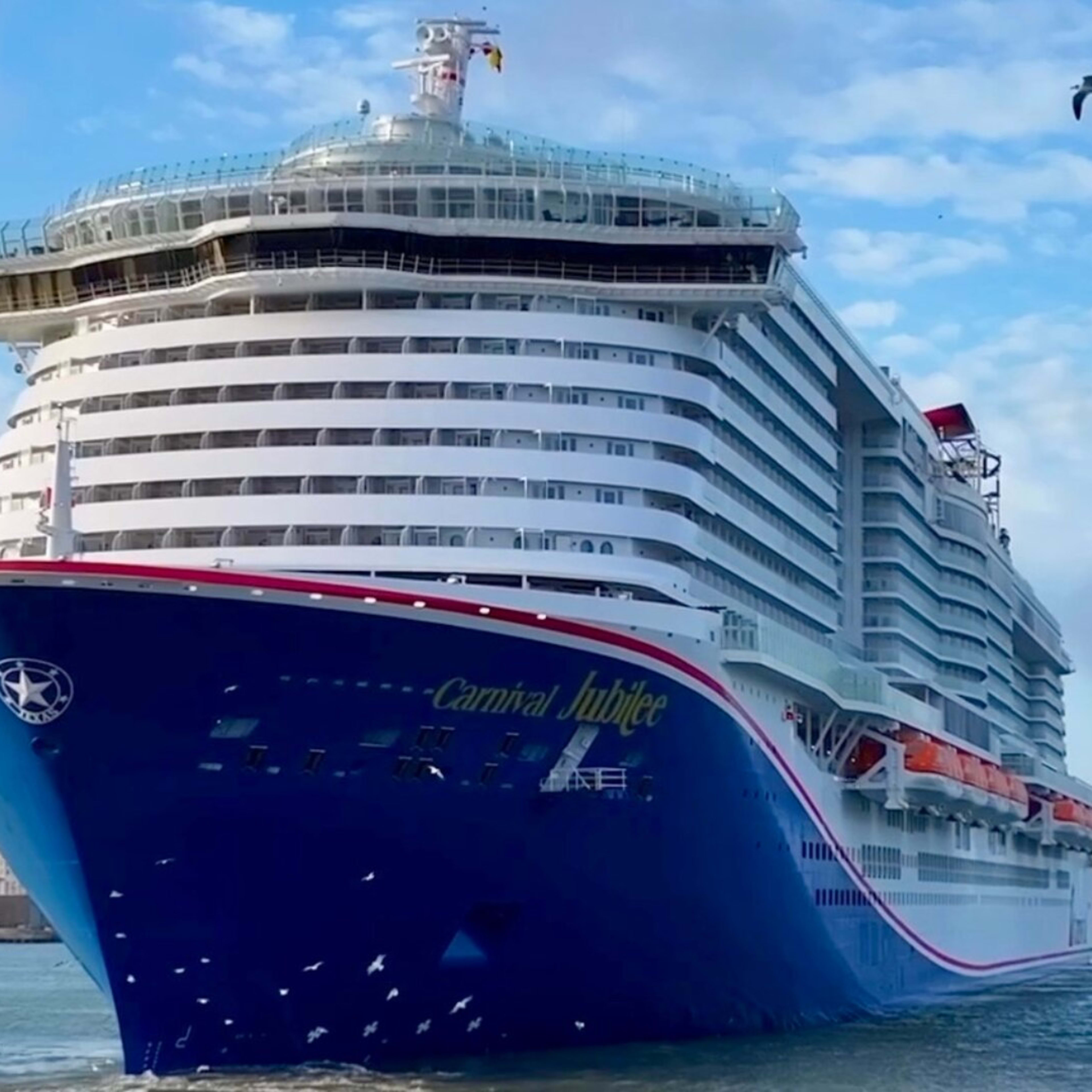 Carnival Cruise Line slashes visits to key cruise port - TravelHost