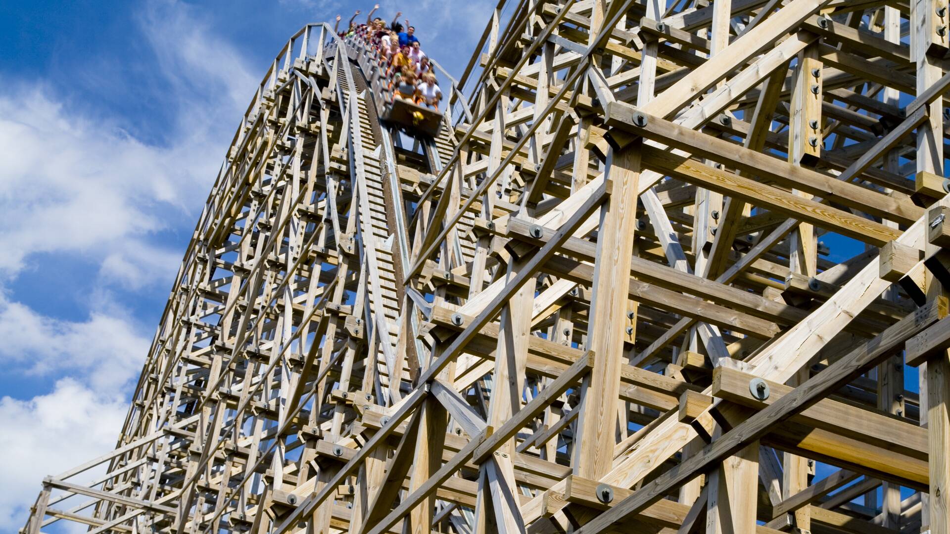 Phoenix at Knoebels Amusement Resort named best rollar coaster - TravelHost