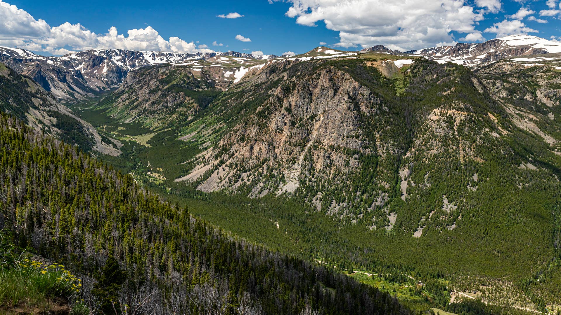 The most scenic route to Yellowstone is worth the wait - TravelHost
