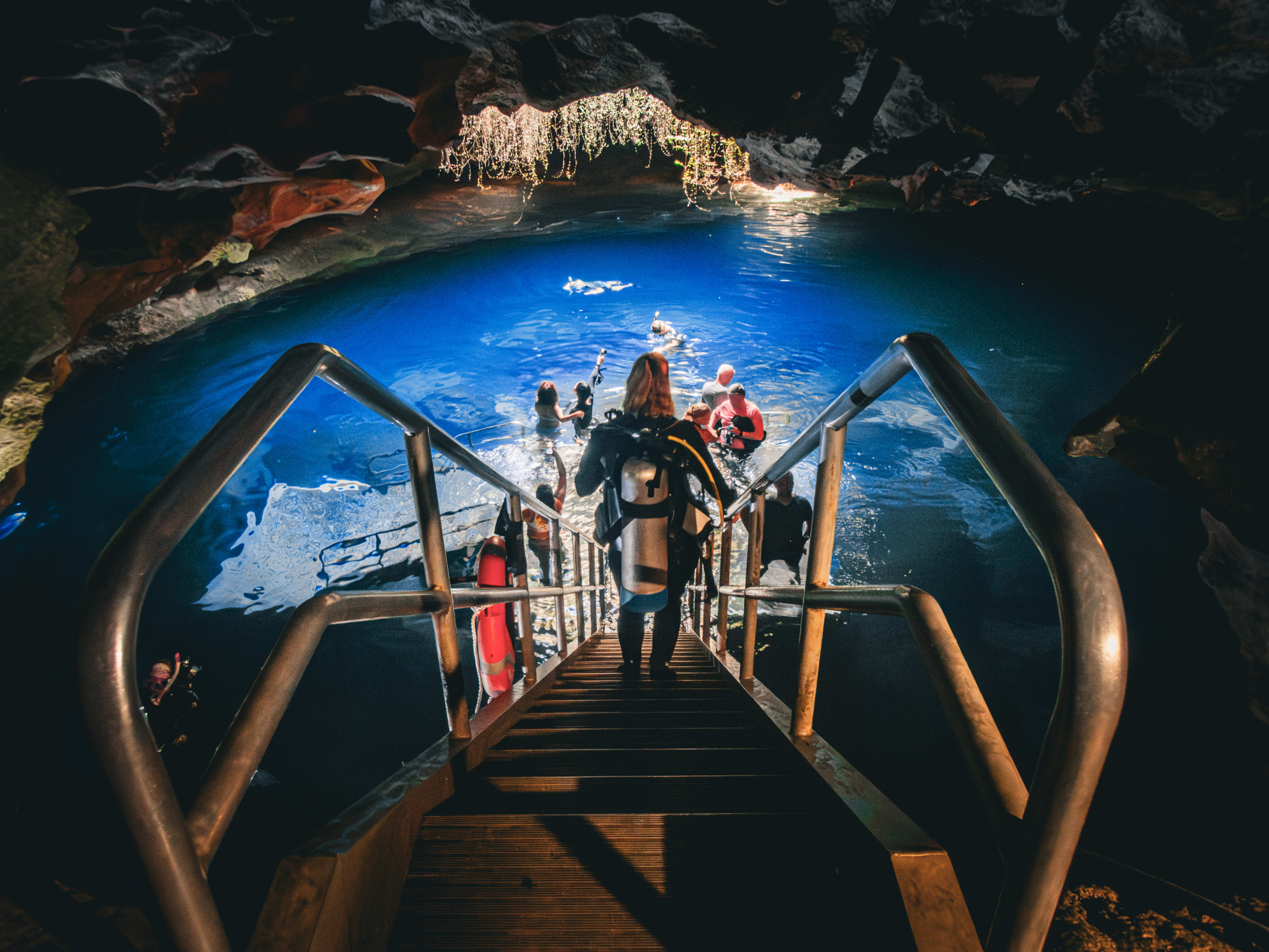 Devil’s Den Florida: Inside the prehistoric underground spring - TravelHost