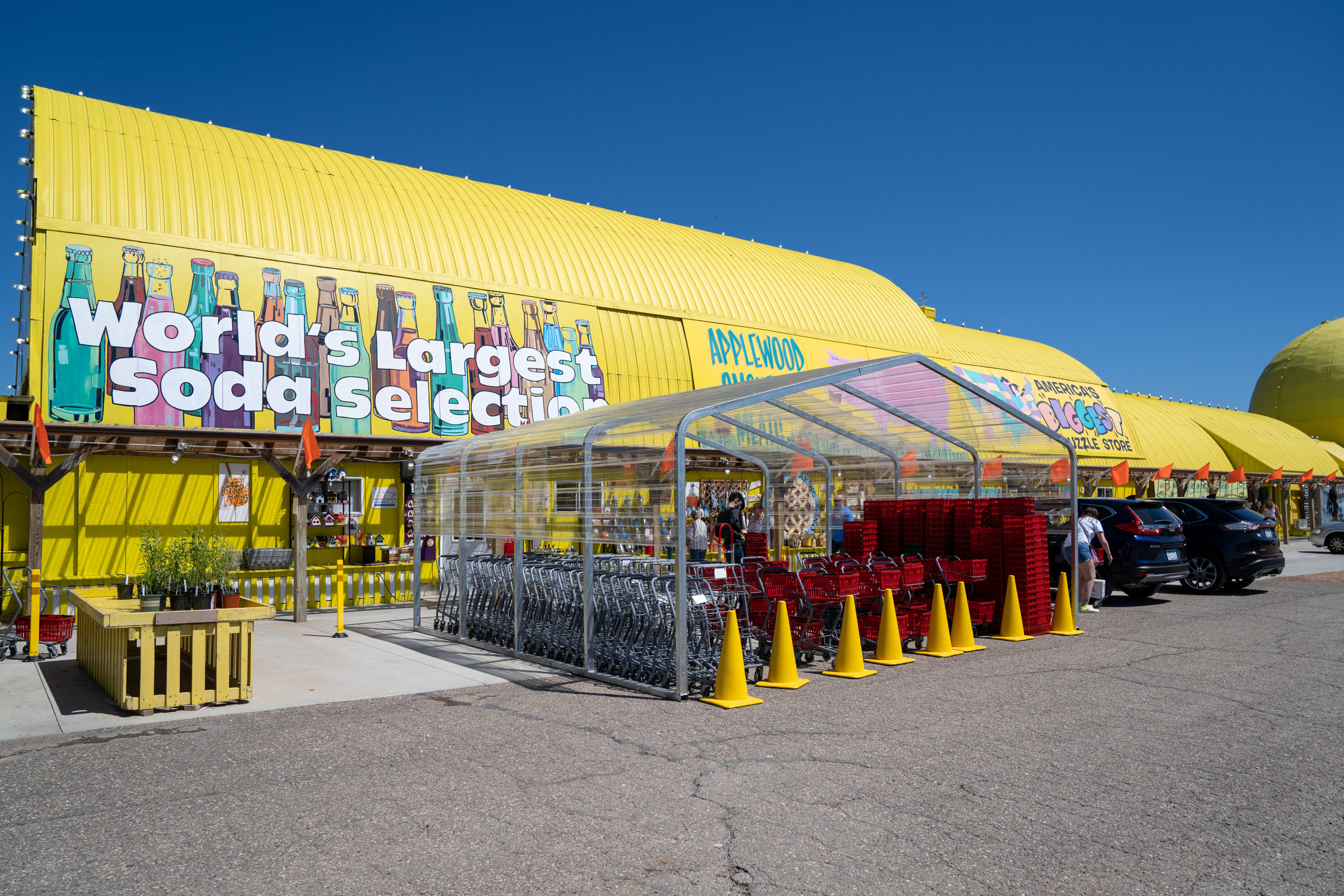 Minnesota’s Largest Candy Store is a real-life sweet paradise - TravelHost