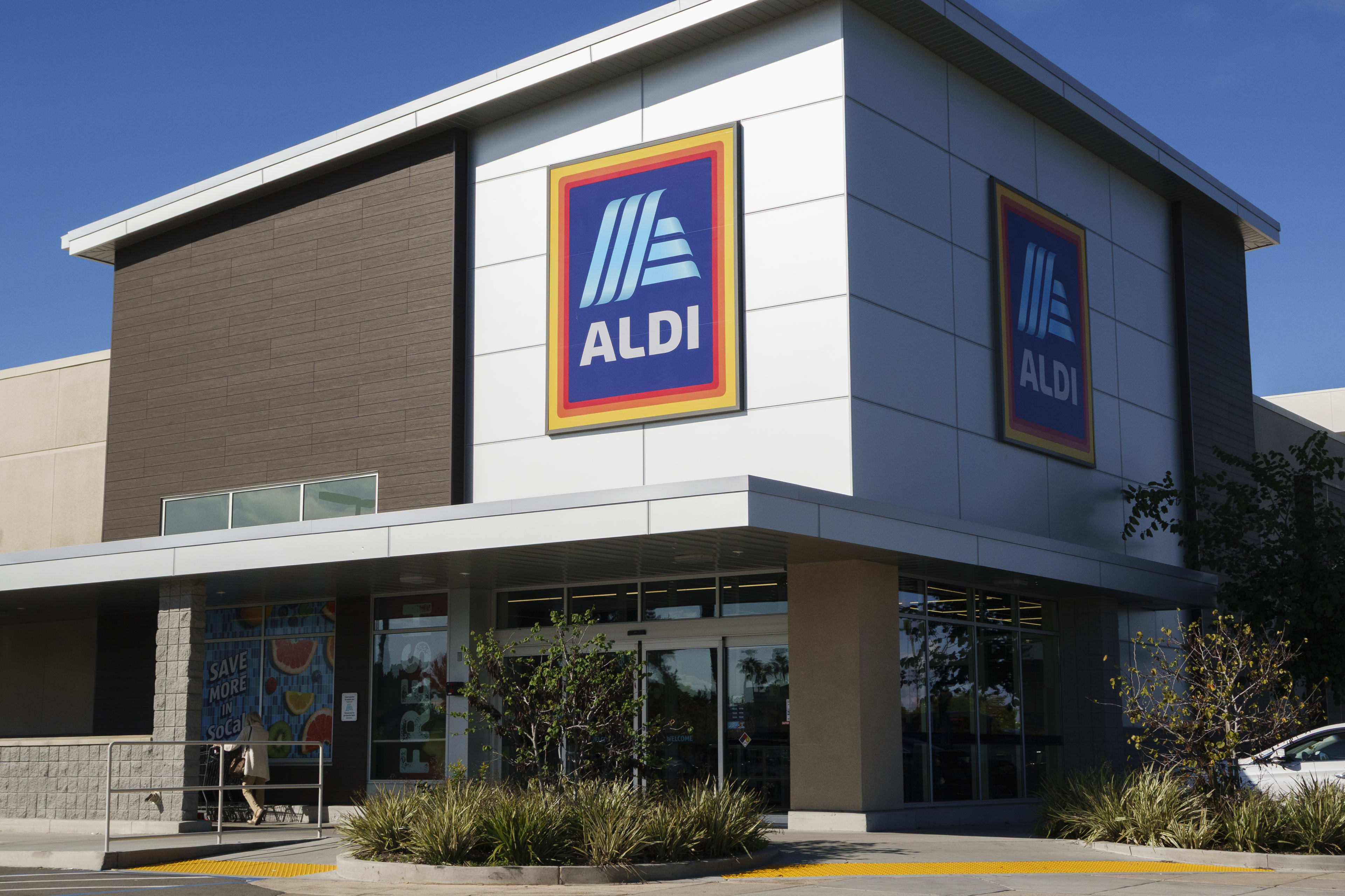Aldi’s new $19.99 travel tote is about to sell out - TravelHost
