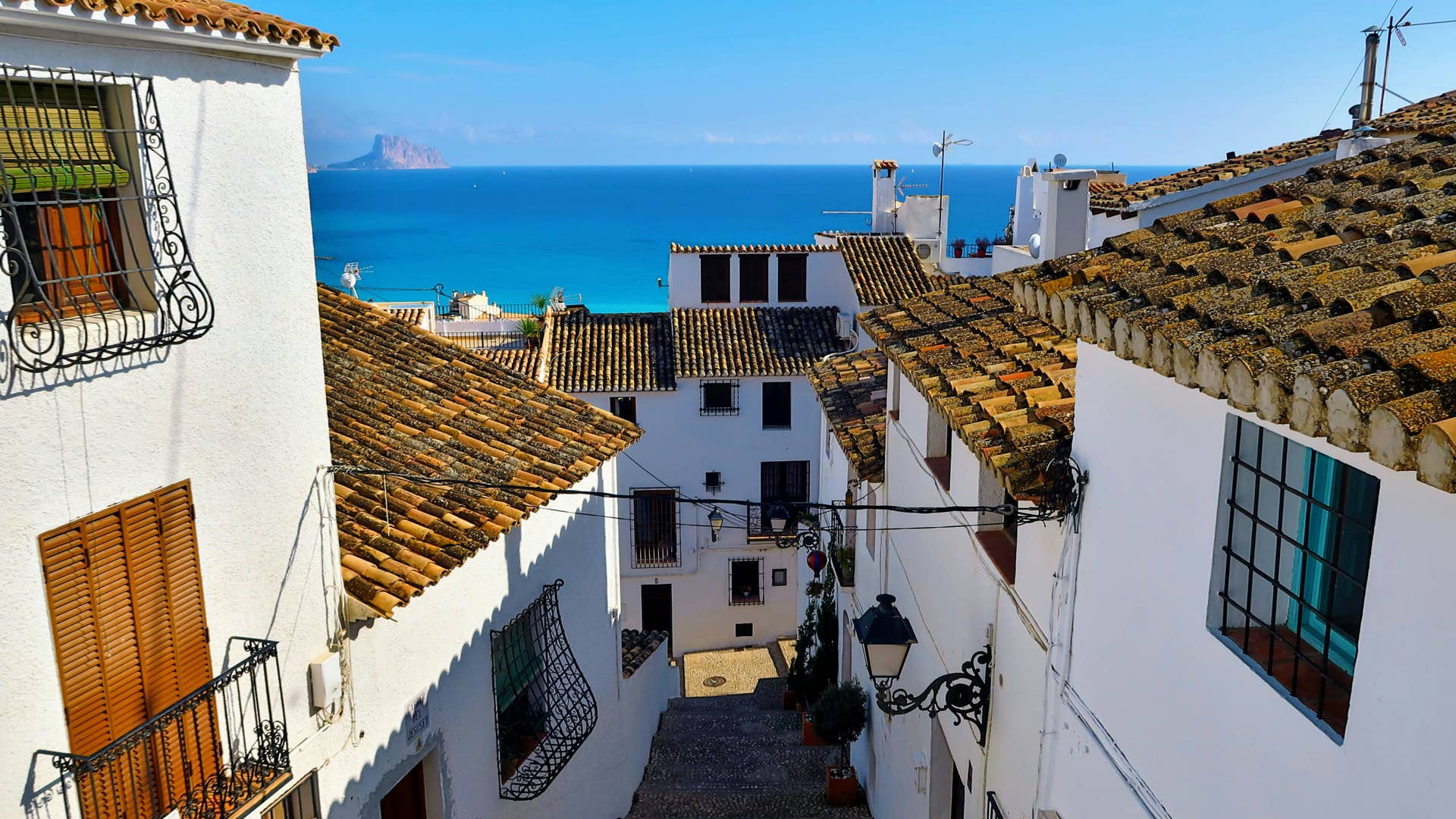 Altea, Spain is a calmer alternative to Santorini - TravelHost