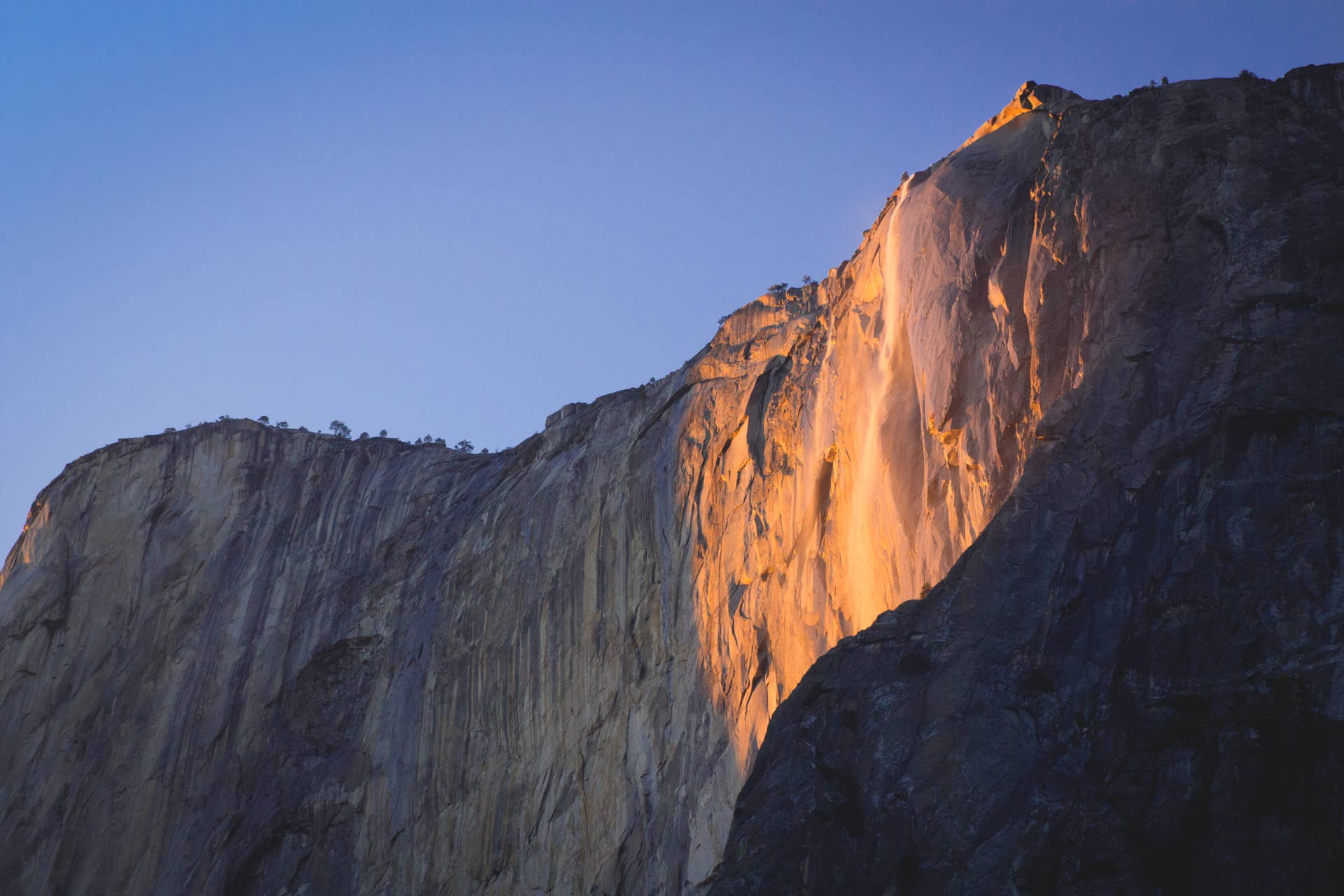 How to experience 'Firefall' at Yosemite - TravelHost
